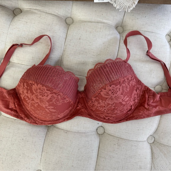 Victoria's Secret | Intimates & Sleepwear | New Victorias Secret 34dd ...